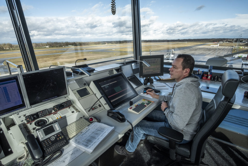 Air Traffic Services & Apron - DFS Aviation Services